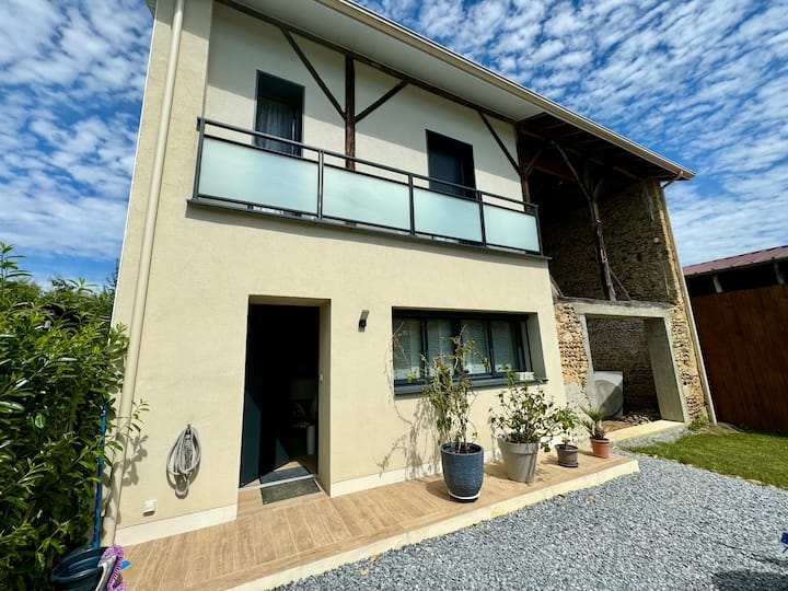 Charmante Grange Landaise Rénovée 40/64 - Landes