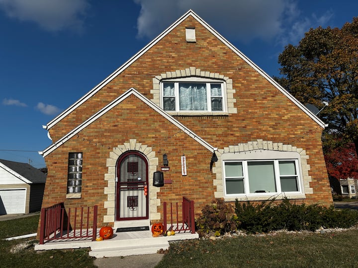 Your Home Away From Home - Milwaukee