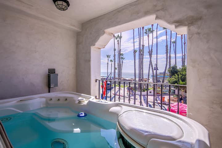 Charming Oceanfront Condo - San Clemente, CA