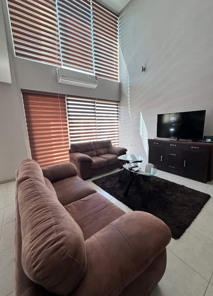 Penthouse León Deportiva Ibero Poliforum León - León