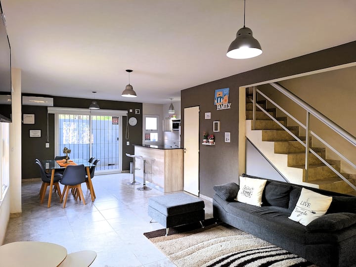 Alquiler Depto 3 Amb Con Cochera Y Patio, Pinamar - Pinamar