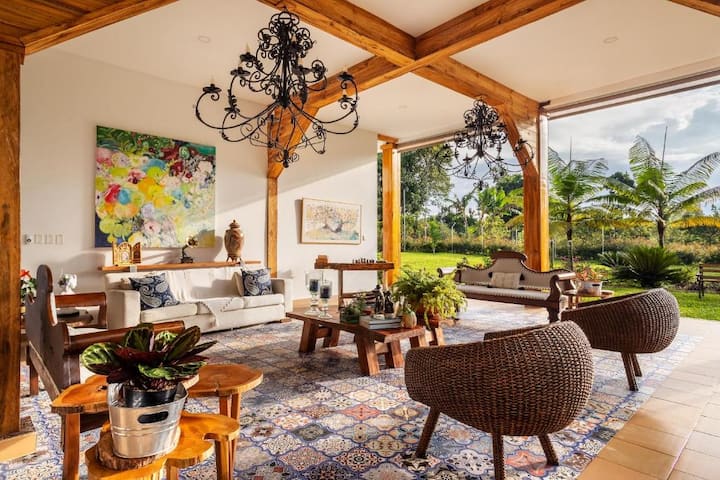 Exclusiva Villa En El Quindío - Armenia, Colombia