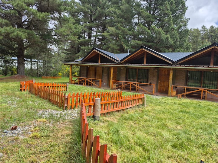 Refugio De Bosque Estilo Cabaña Loft (Amplio) - El Bolsón