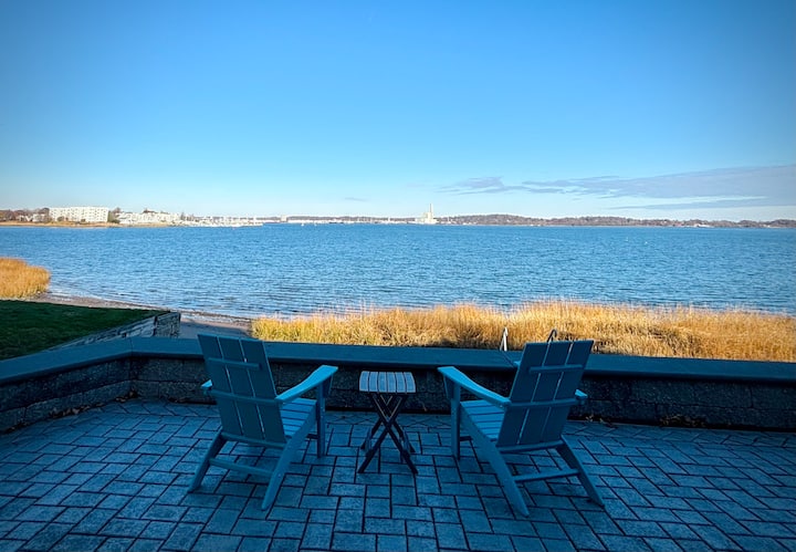 The Antique Coastal Retreat | New Haven Harbor - Connecticut