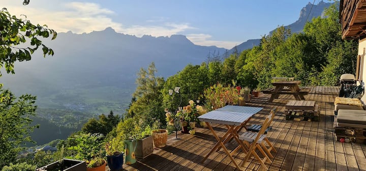 Private Alpine Farmhouse • Valley Views • 12p - Flaine