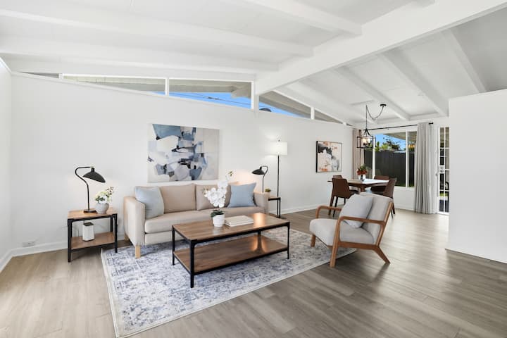 Bright One Story/3br/all Essentials/great Location - 헤이워드