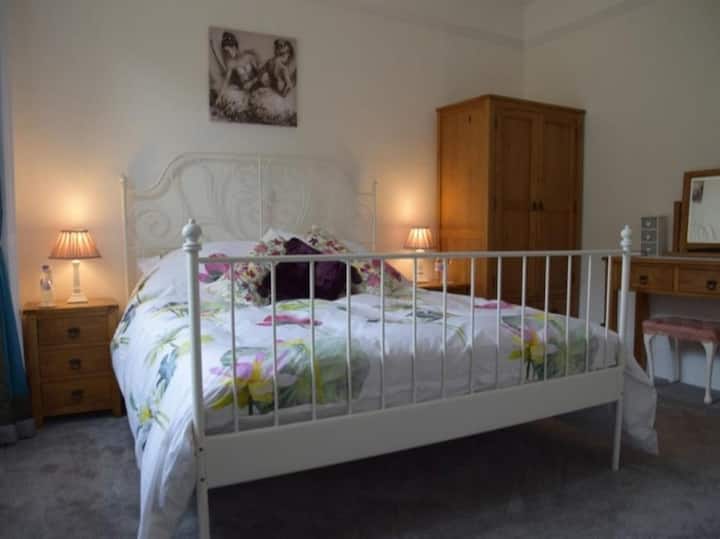 The Green Room - Bright & Peaceful Stay In Lynton - Lynton