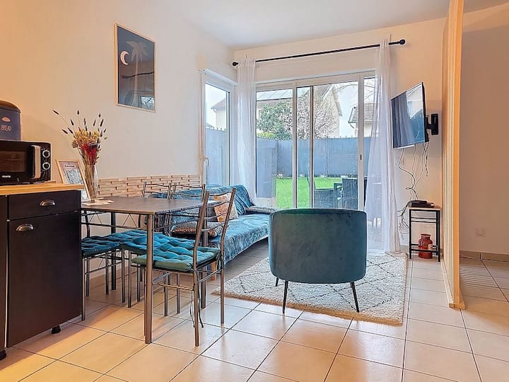 Le Faure-appartement Centre Ville Et Jardin 2 Pers - Valence