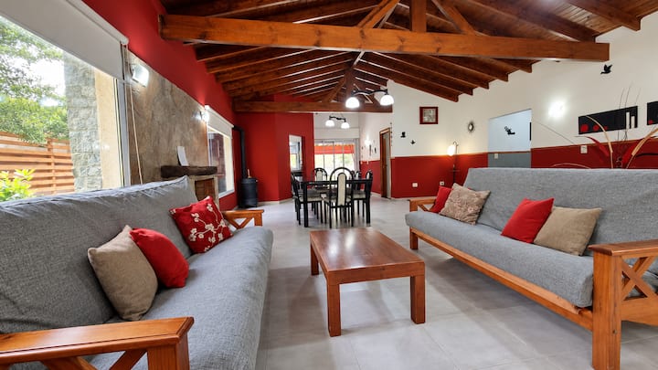 Hermosa Y Amplia Casa A 2 Cuadras De La Laguna. - Chascomús