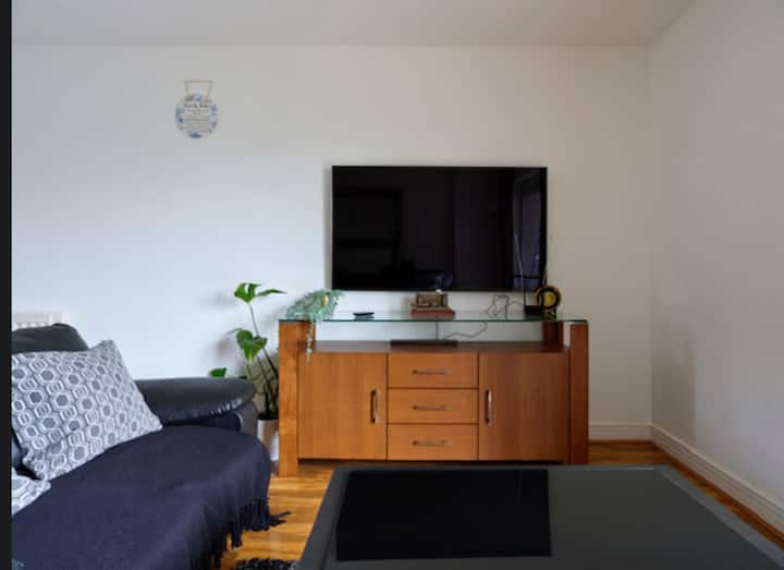 Luxury 1br River View Apartment With Garden Access - Woolwich