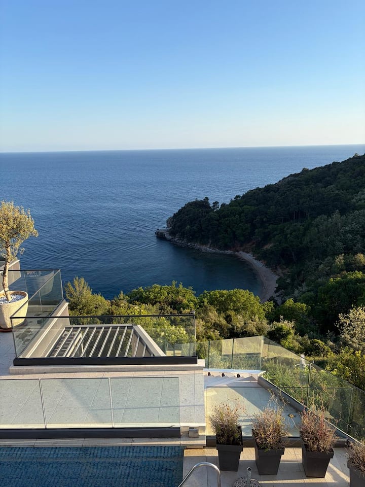 Luxury Casa Del Mare W/ Common Pool & Sea View - Budva