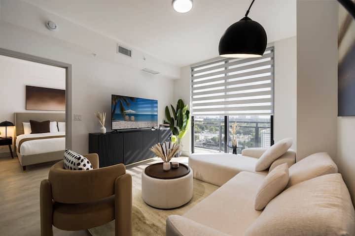 Sleep 6 Panoramic Views On High Floor|near Ultra - North Miami, FL