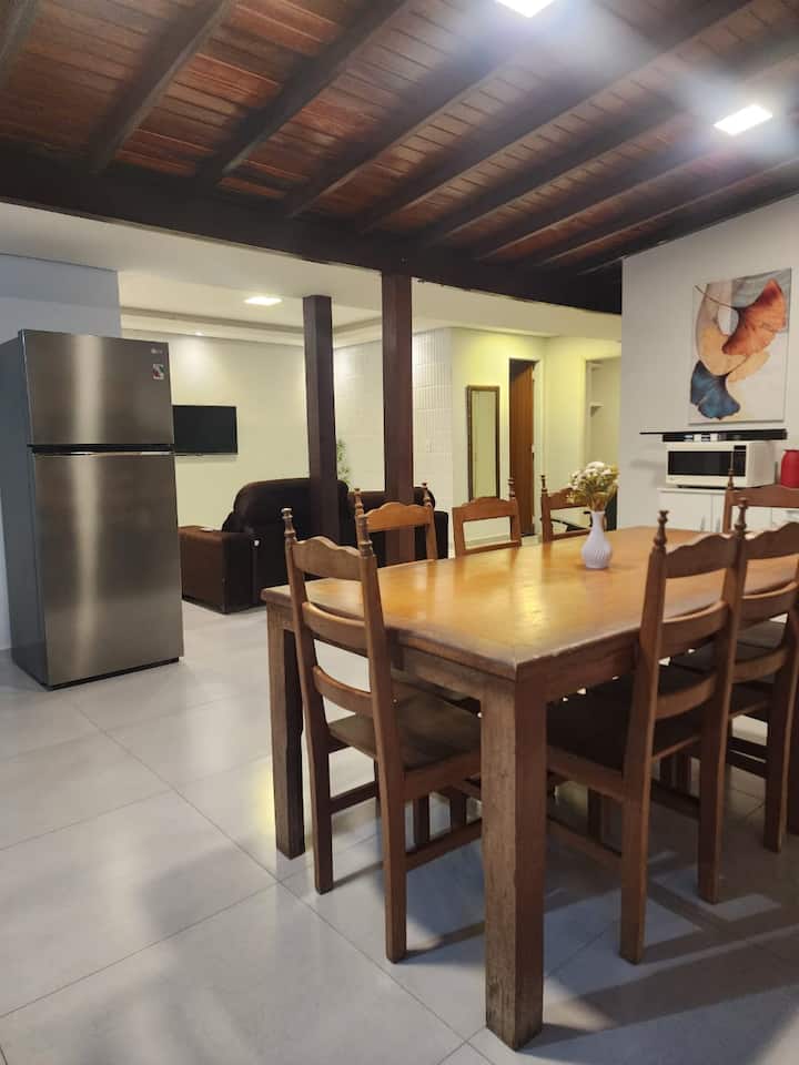 Casa 3 Mim Ufms, Próxima Do Centro. - Campo Grande