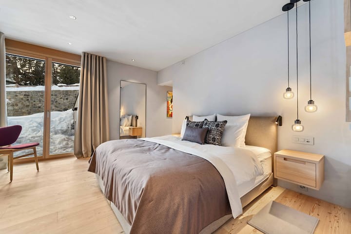 2bedroom Suite + Pool Spa And Gym - Silvaplana