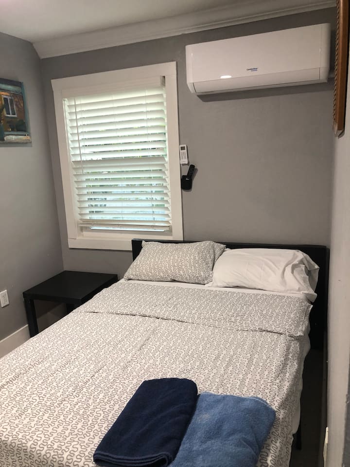 Florida Studio 1 - St. Petersburg, FL