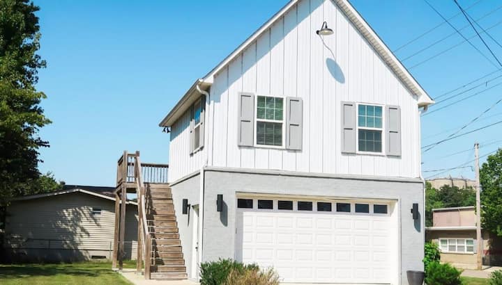 The Loft Retreat - Arkansas State University, Jonesboro