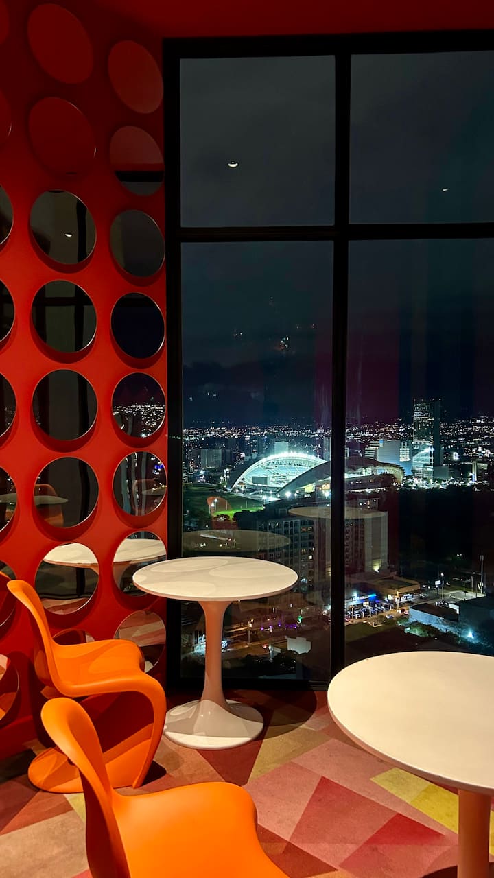 21st Floor - Secrt Sabana | With Parking | Swimming Pool - San José, Costa Rica