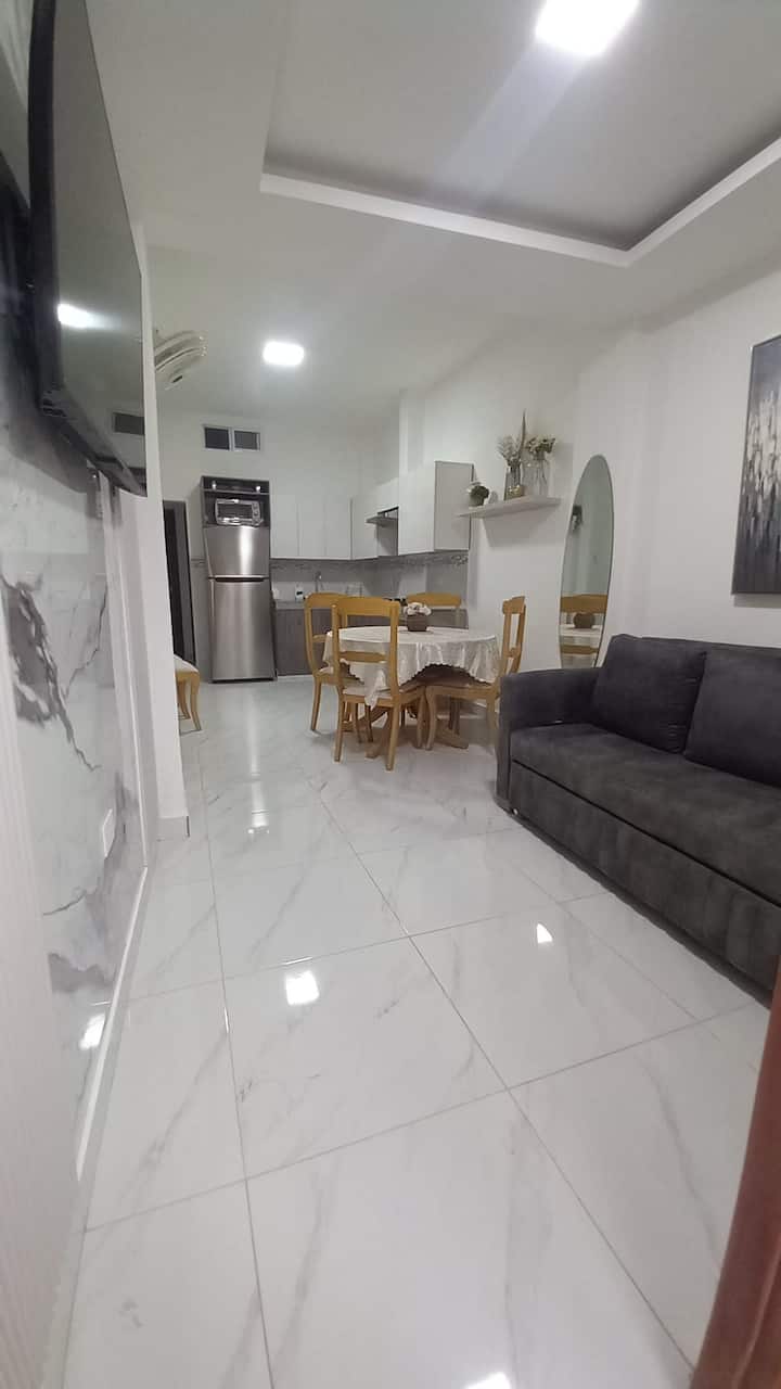 Casa A 6 Cuadras De La Playa - Salinas - Salinas