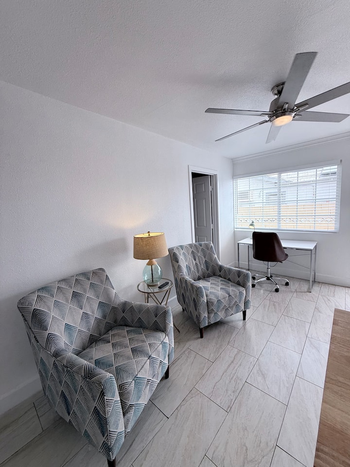 Brand New Studio | Modern Monthly Stay Vegas - Las Vegas
