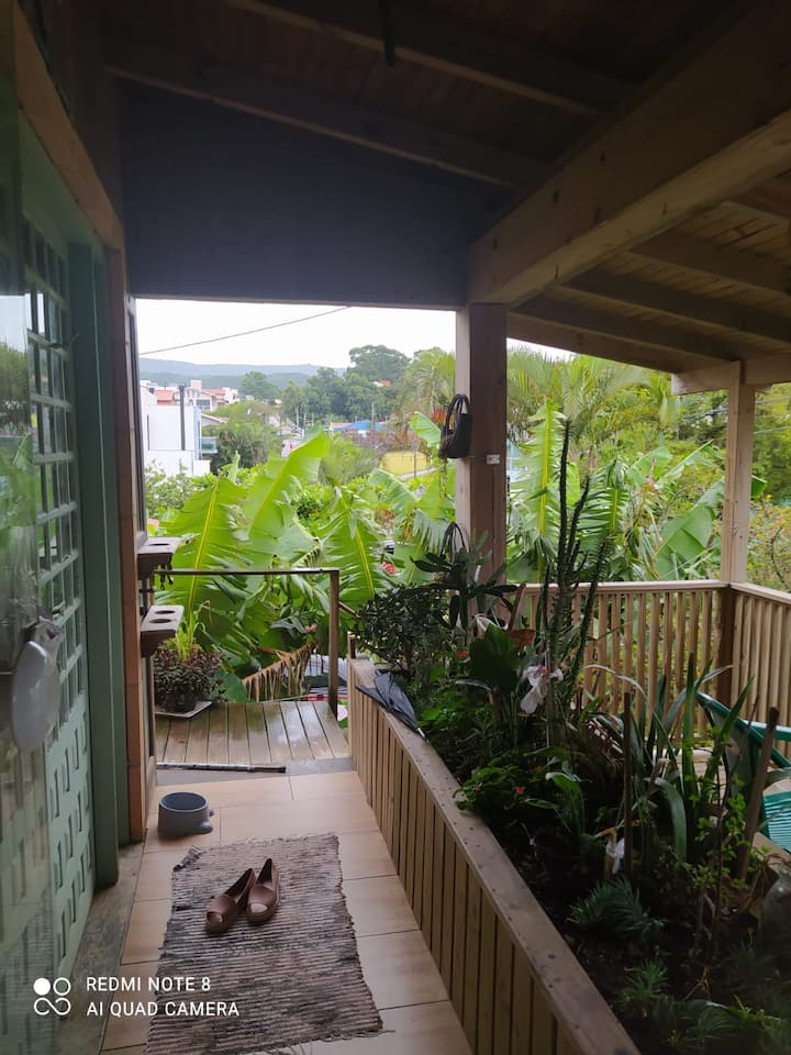 Casa Simples, Segundo Piso A 1km Da Praia Central. - Garopaba