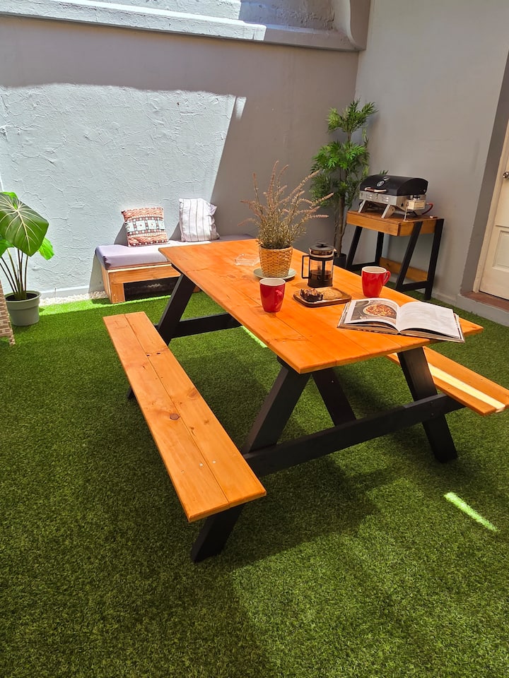 Amplio Depto. Providencia · Patio · Metro Cerca - Providencia