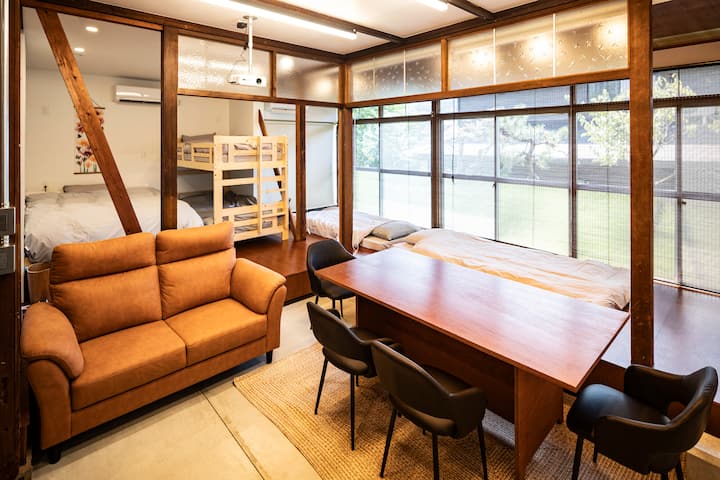 太宰府駅徒歩8分｜五右衛門風呂｜古民家リノベーション・キッチン・駐車場1台・土間リビング - Dazaifu