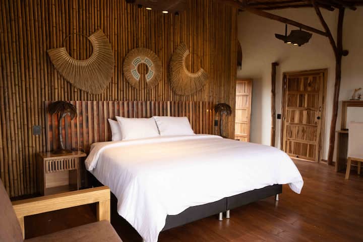 Paraíso Con Encanto Natural Y Jacuzzi Privado. - Cisneros