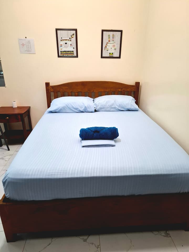 Cozy Family Deluxe Room W/ Ac And Bath - Dipolog City