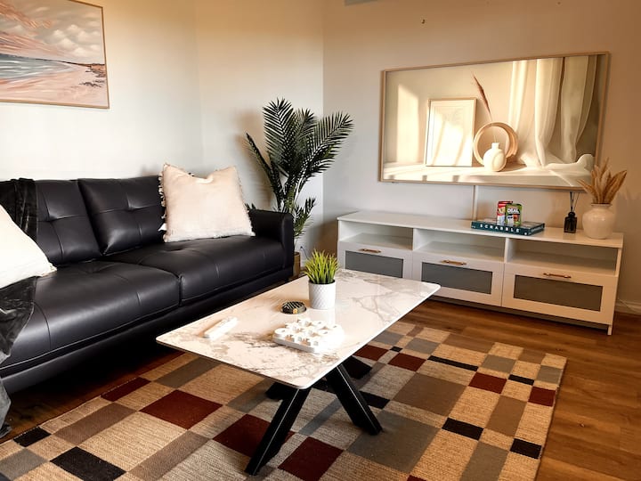 10 Beds| Multi Living| Ocean Views| 500mbs Wifi - Joondalup