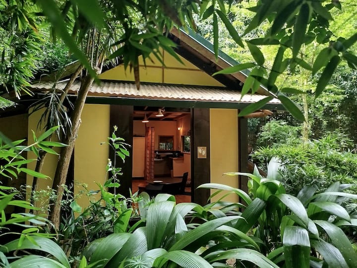 L'ermitage, En Partage Ou En Connaissance Intime ! - New Caledonia