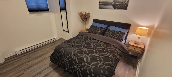 Comfortable Condo In Montreal – Close To Downtown - Lasalle