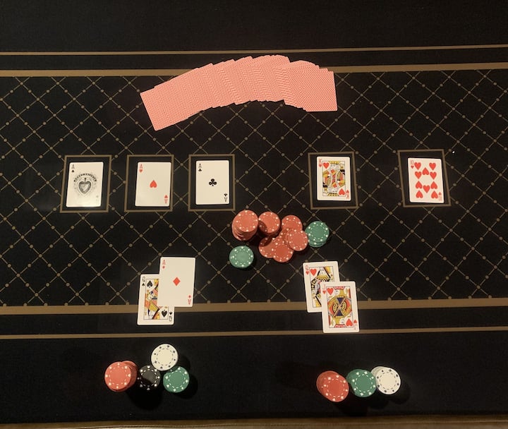 Huge Historic Home& Poker Room, 6br/5ba, Walkable - Louisville, KY