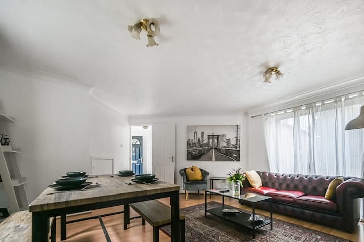 3bdr House 15 Min From Station For 7 Ppl Cmk - Milton Keynes