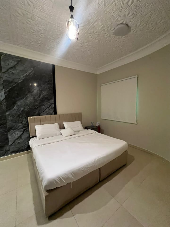 استديو بسرير ماستر وجلسة جانبية - Medina, Saudi Arabia