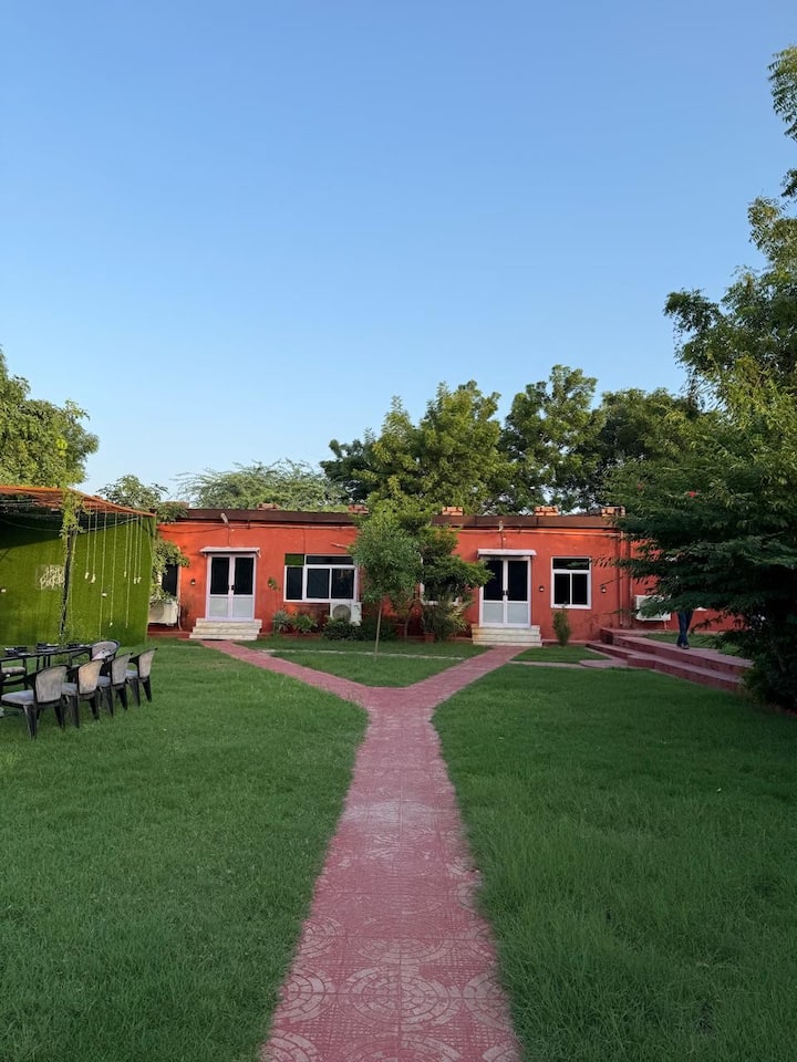 Best Private Farmhouse In Jodhpur With Pvr & Rooms - Jodhpur