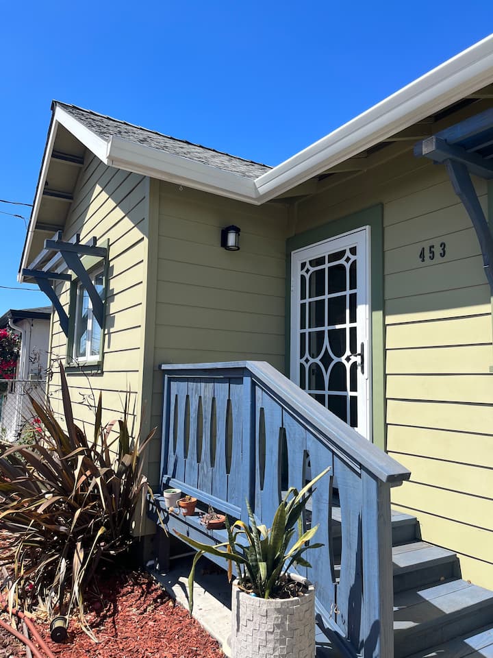 Urban Sanctuary: A California Dream - Oakland, CA