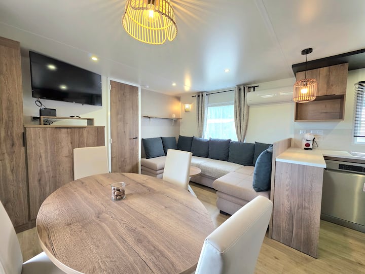 Mobil-home Moderne, Familial Et Climatisé - France