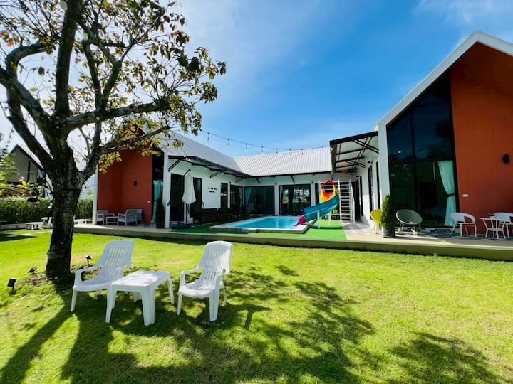 The Rever Chan Pool Villa - Chanthaburi
