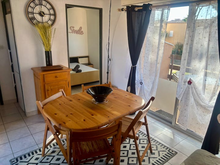 La Capanna Proche Naturiste,piscine,tennis,parking - Agde