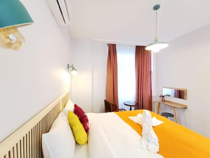 İStiklale Yakın Aile Süiti Taksim Meydanda - Beykoz