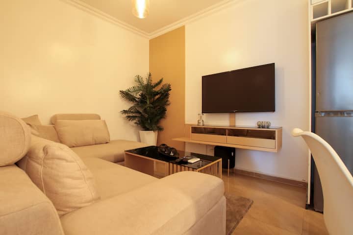 Josden Maianga T2 - Luanda