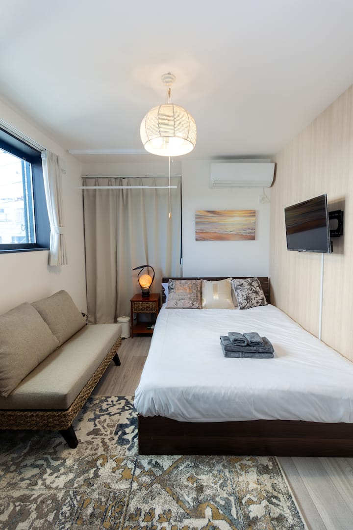 Tokyo Skytree 302 | Bali-style Double W/ Bath & Wc - Asakusa