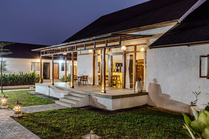 Riverview-comfort @Impiana-pet-friendly For Couple - Karjat