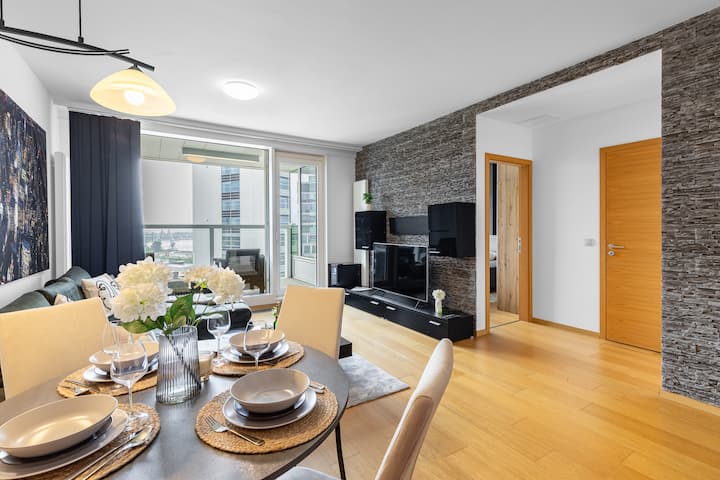 Panorama City With Stunning Views By Skyviews - Bratislava