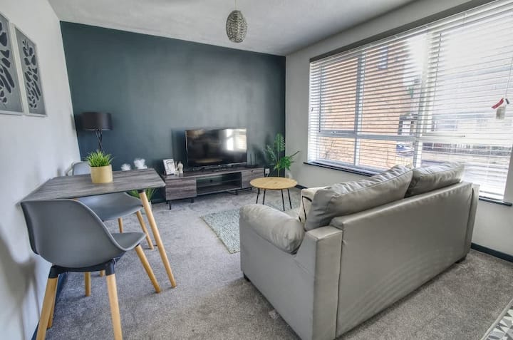 Comfy 1-bed Apt With Self Check-in & Free Parking - Derby