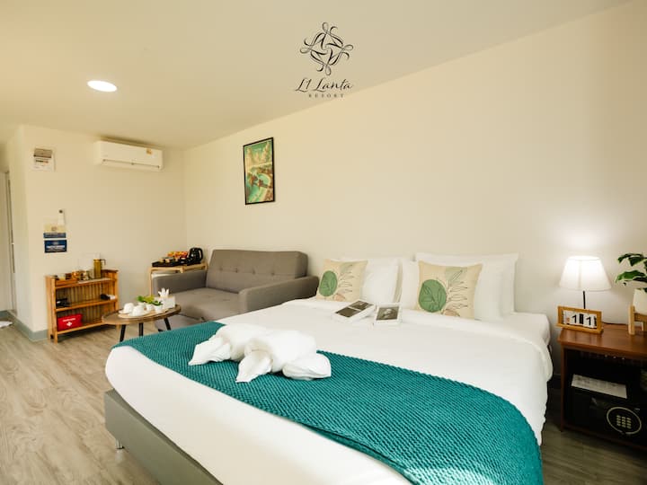 L1 Lanta Pool Access C1 - Ko Lanta District