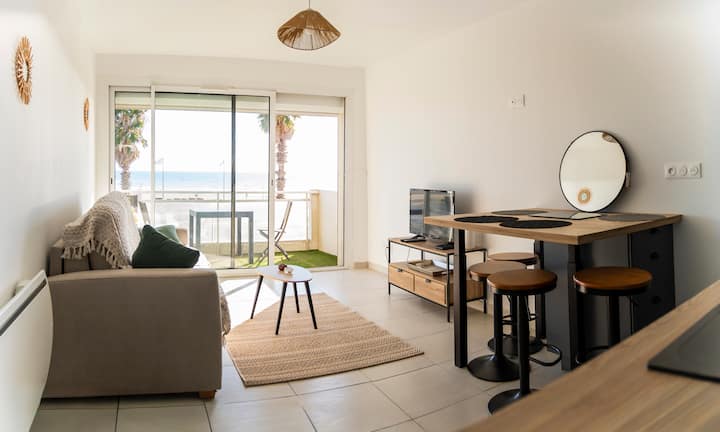 Appartement Vue Mer & Port •  Plage à 50m - Sainte-Marie-la-Mer