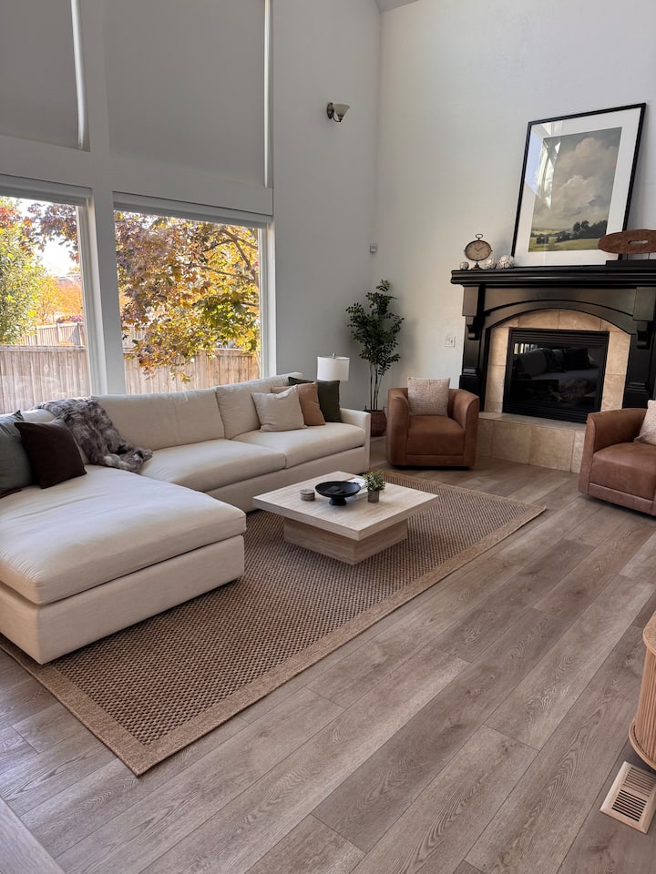 Peaceful Peaks Home - Orem, UT