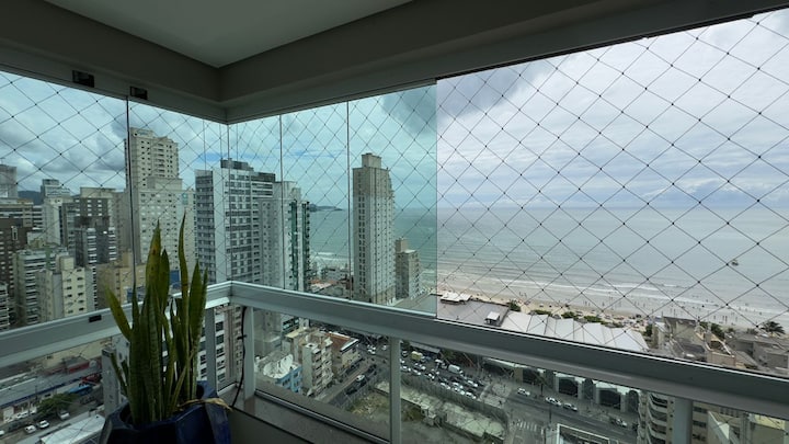 Apartamento 5 Suítes No Coração De Meia Praia - Itapema