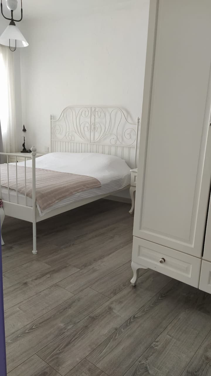 Alaçatı'nın Kalbinde şıK Konforlu Butik Otel Odası - Alaçatı